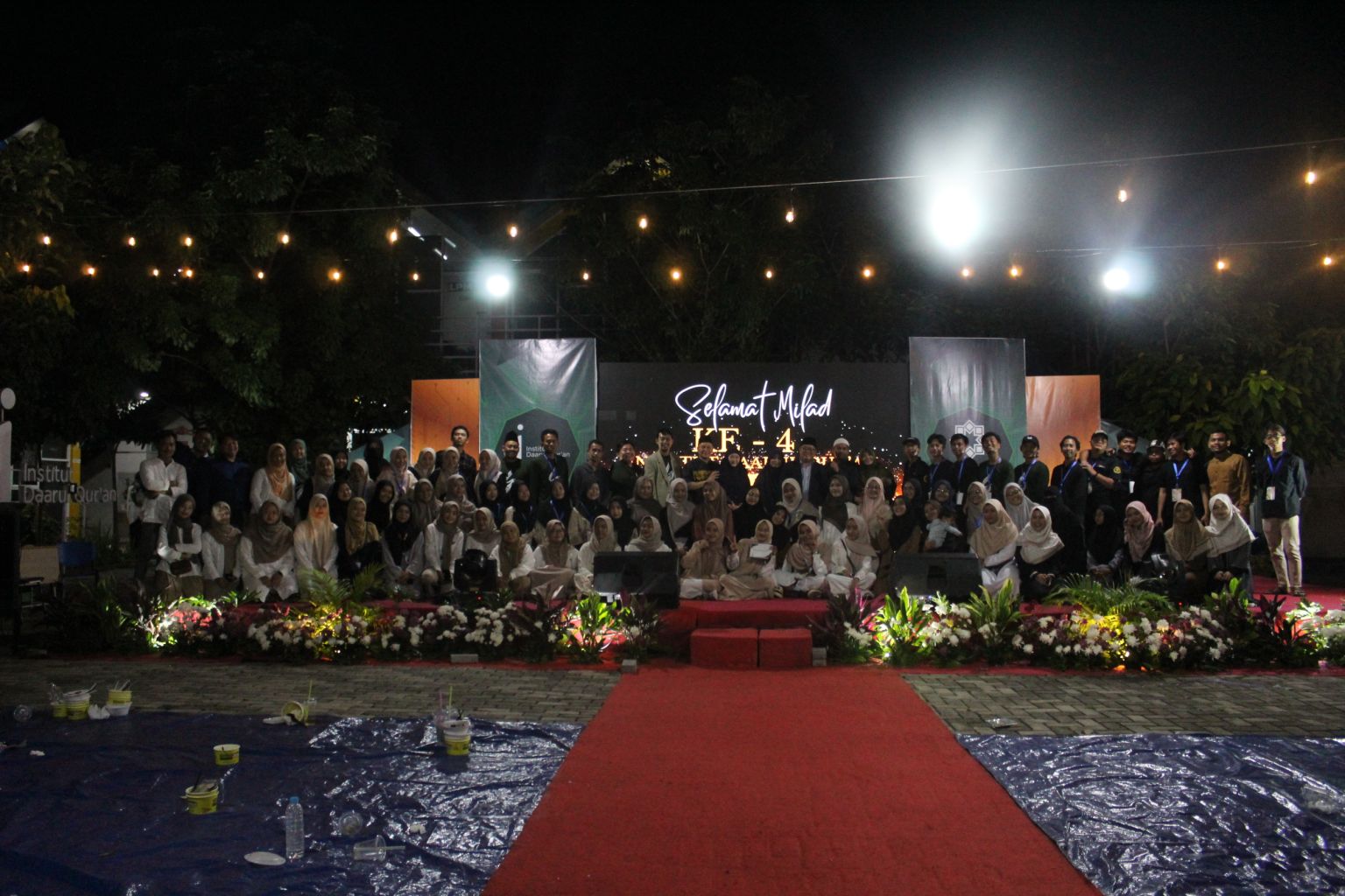 SEMA dan DEMA Berkolaborasi di Balik Kemeriahan Malam Puncak Milad ke-4 ...